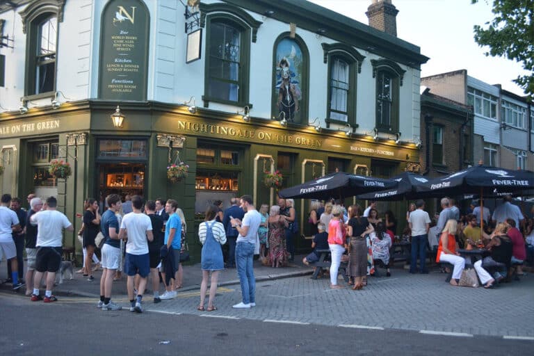 Nightingale On The Green | Wanstead, London | Pub in Wanstead